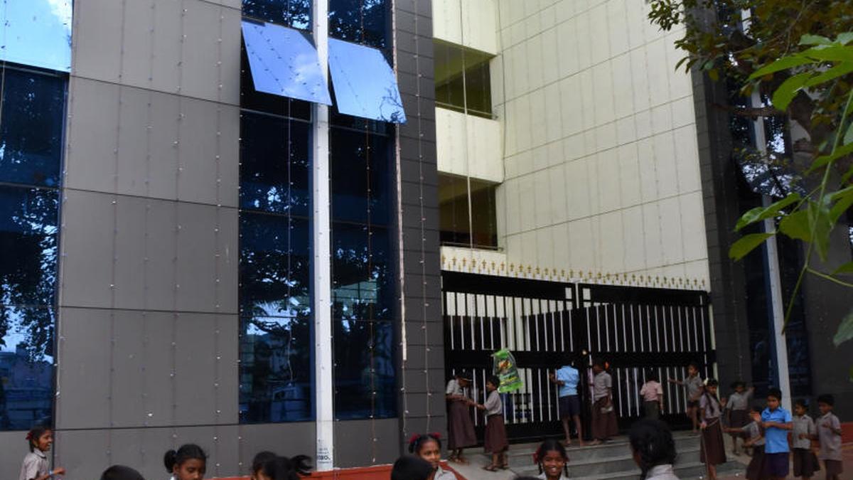 Video | Rajinikanth birthday in Bengaluru school - The Hindu